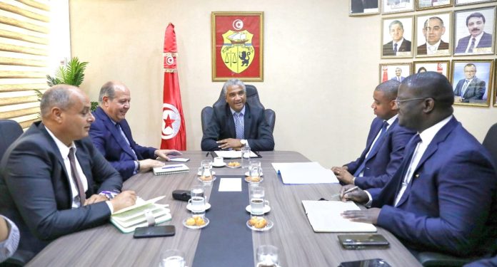 Kamel Déguiche reçoit une délégation de la FIFA et de la CAF | African ...