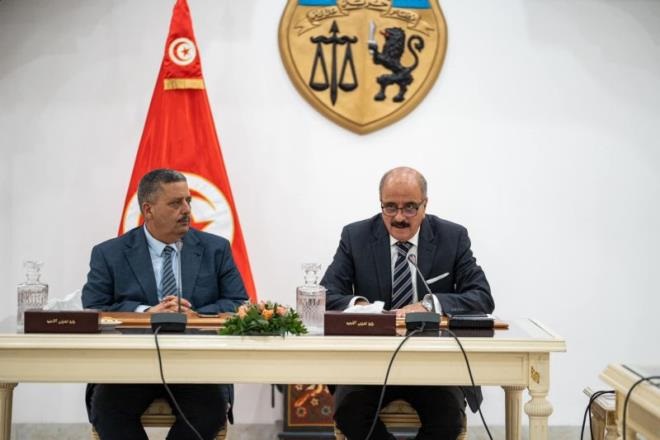 Efforts pour améliorer les services rendus aux Tunisiens à l'étranger ...